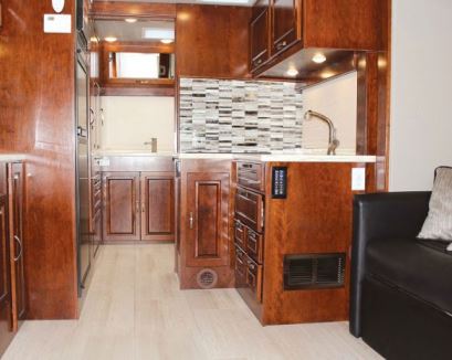 Born Free Reign - Family RVing Magazine